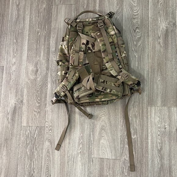 U.S. Army | Bags | New Army Issued Rucksack With Frame Lbt2595zz | Poshmark